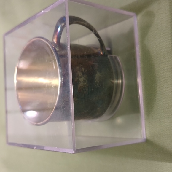 Oneida | Other | Vintage Oneida Silver Plated Baby Cup In Souvenir Case ...